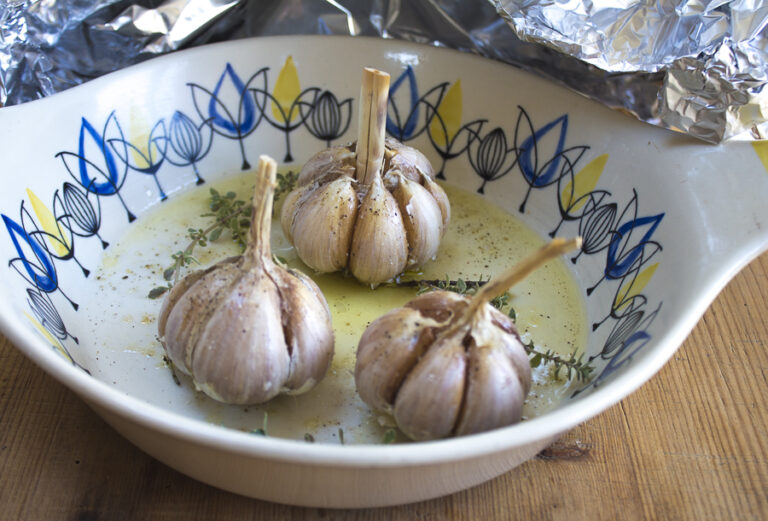 Goat Cheese and Garlic Pâté with Walnuts and Chives ~ Balsamic-Honey ...