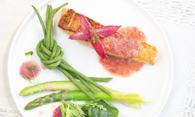 How to Simply Roast Spring Asparagus with Garlic, Almonds & Lemon - A ...